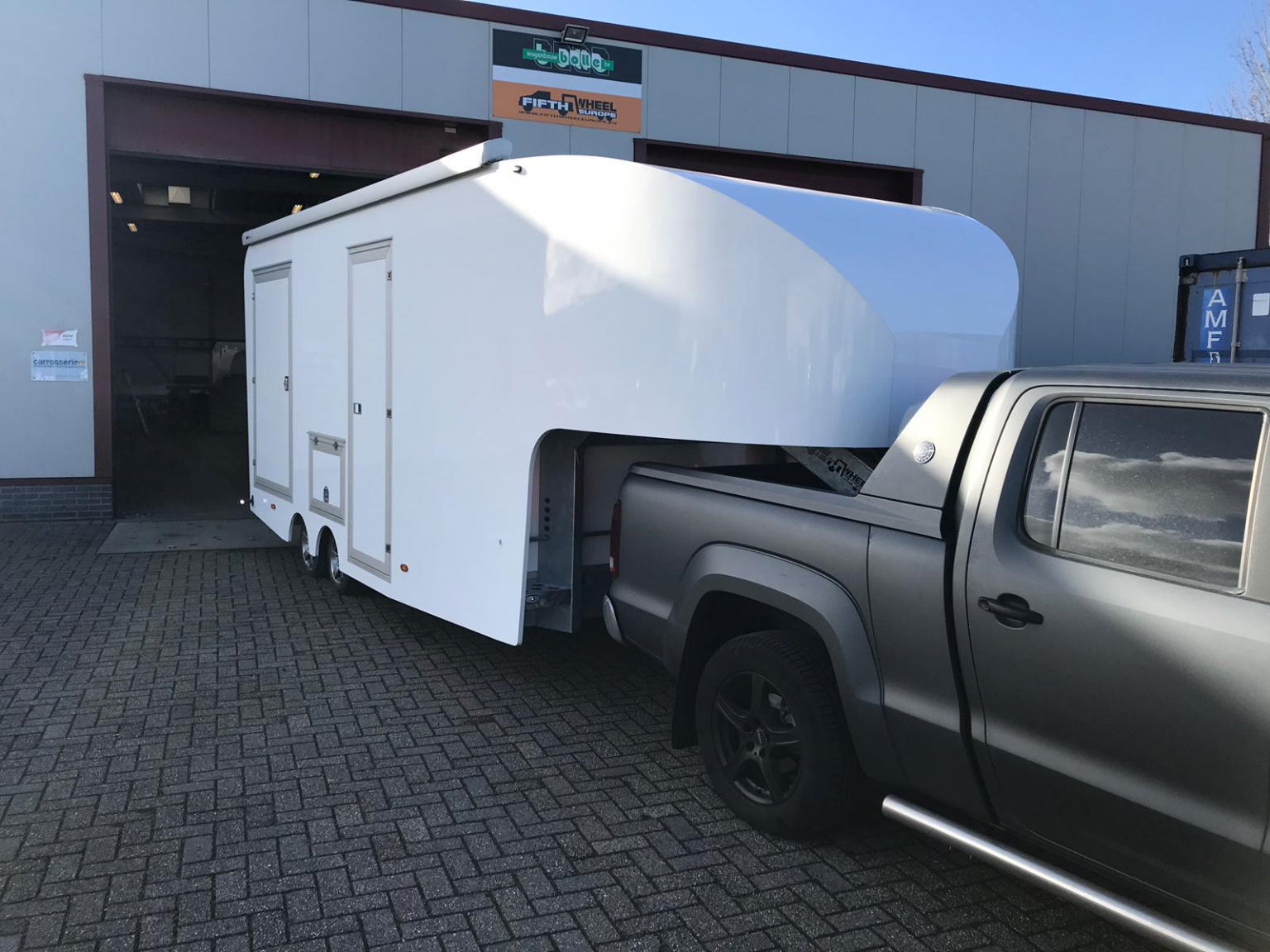 Camper/Caravan - Fifth Wheel - EN