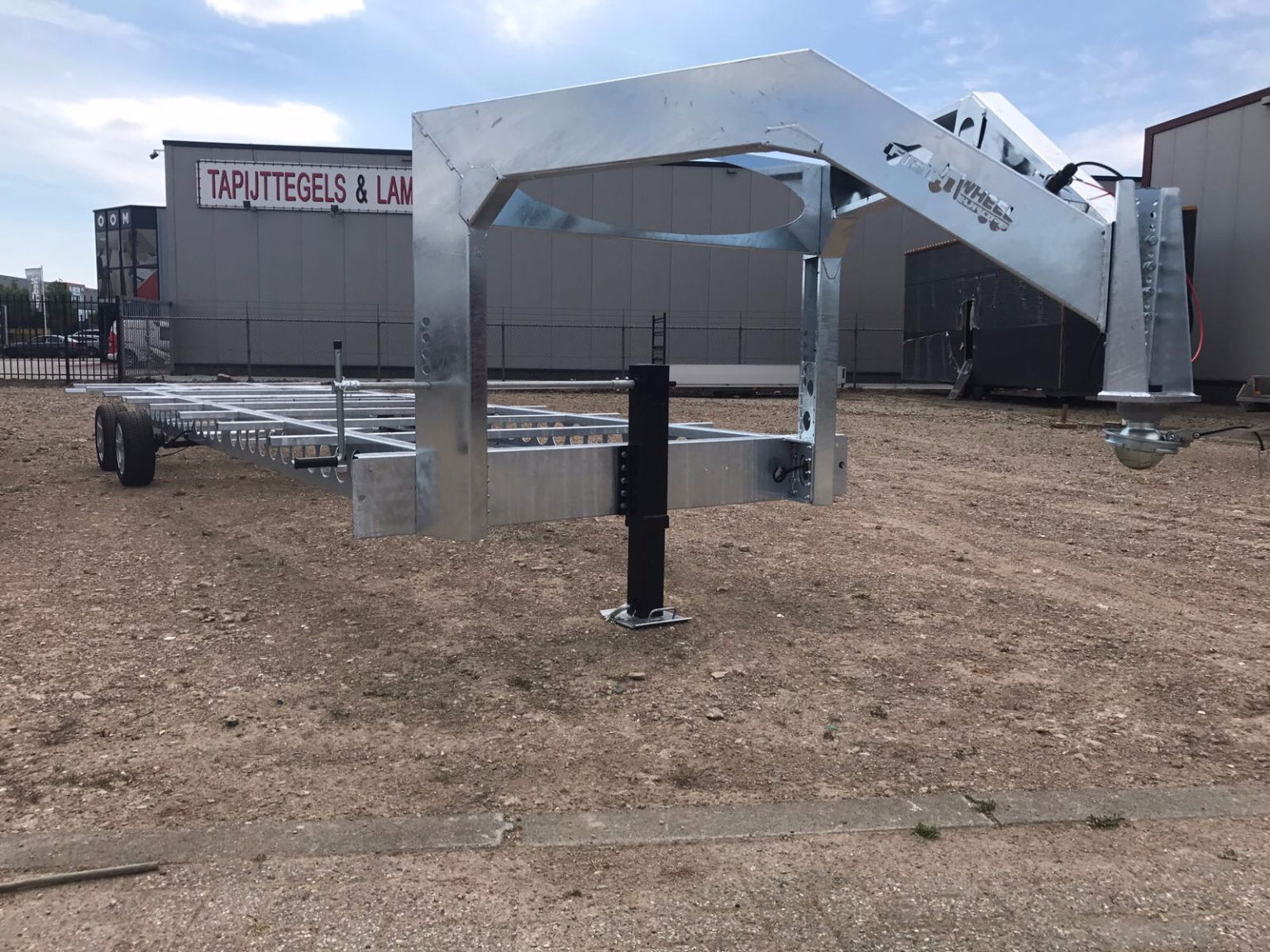 Fifthwheel Chassis - Fifth Wheel - EN