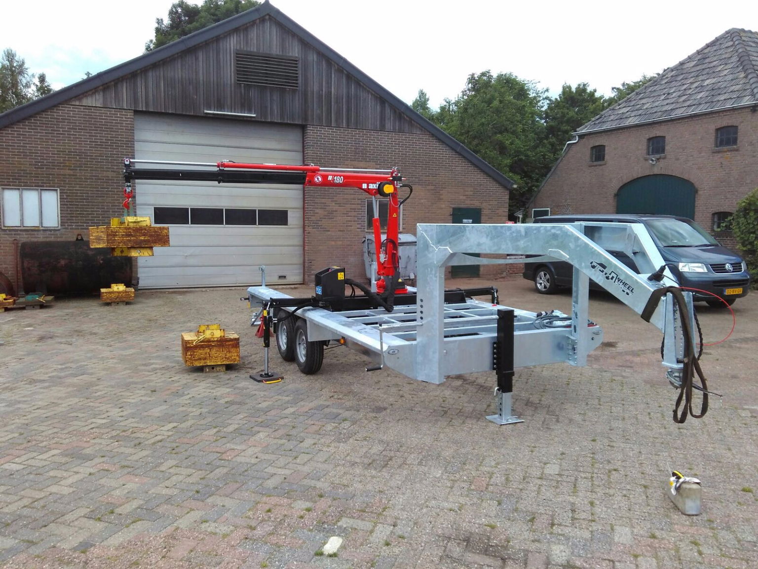 Fifthwheel Low Loader with Crane - Fifth Wheel - EN