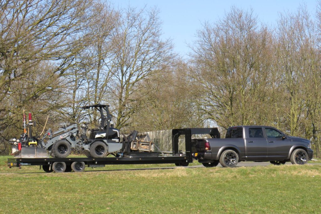 Flatbed trailers – Fifth Wheel – EN