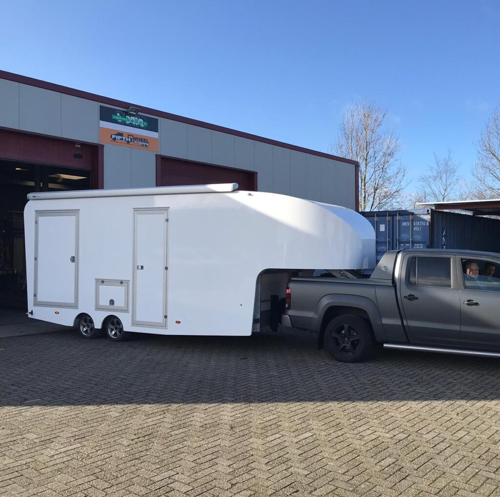Home - Fifth Wheel - NL